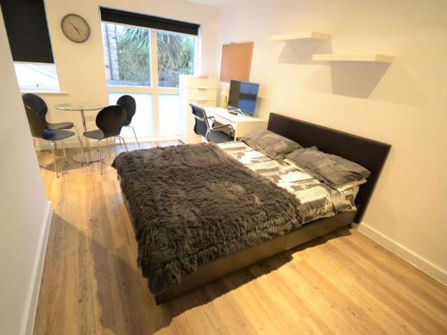 21 Bedroom Apartment Flat