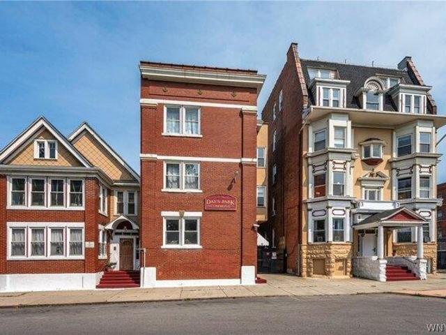 21 bedroom, Buffalo NY 14201 104904442
