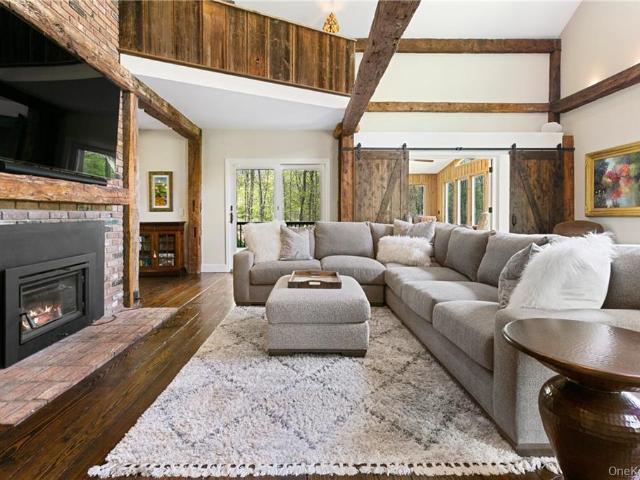 21 Beech Hill Lane