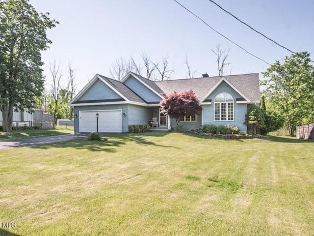 21 Belle Ave, Latham, NY 12110