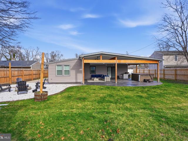 21 Border Rock Rd, Levittown, PA 19057 | Compass