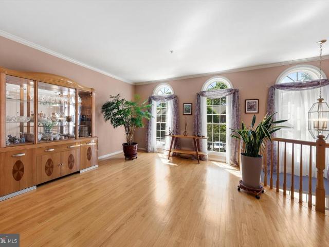 21 Blue Hosta Way