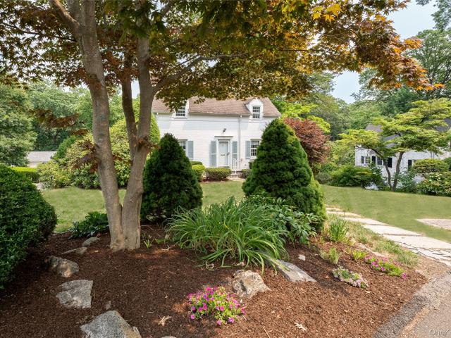21 Braxmar Drive S