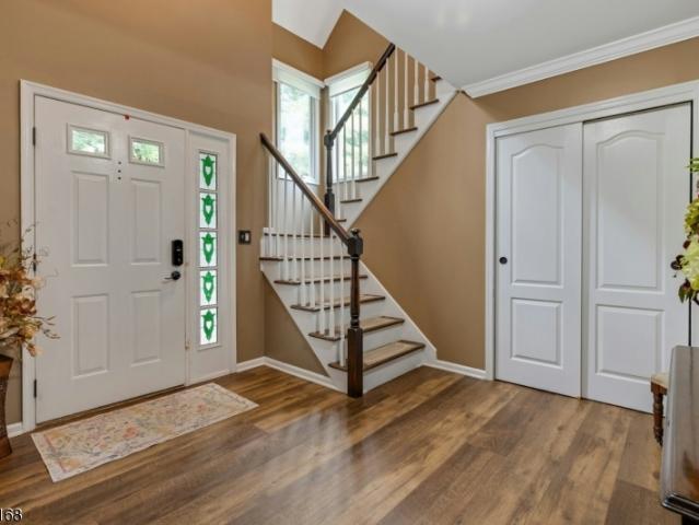 21 Braemar Dr