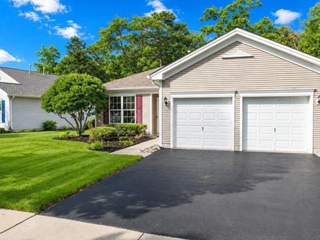 21 Brampton St, Galloway Township, NJ 08205