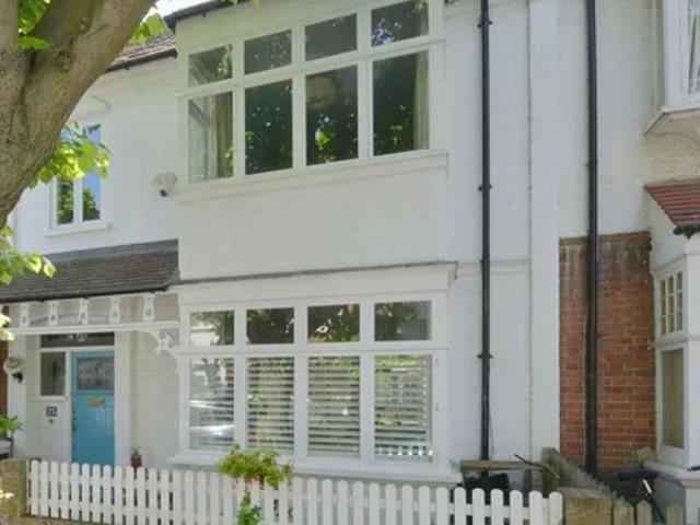 21 Byfeld Gardens, London, SW13 9HP, United Kingdom | 4 bed house for rent #140658201 | Rentberry