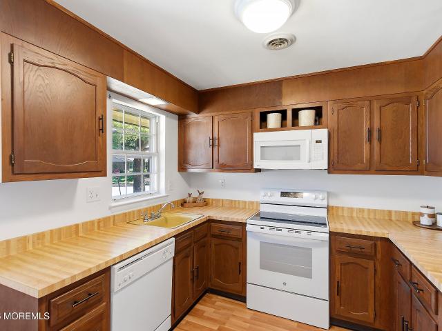 21 Cambridge Circle Unit B