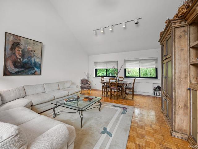 21 Canterbury Road 15