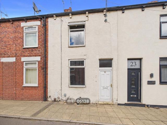 21, Cannon Street, Castleford WF10, 2 bed terraced house to rent, £750 pcm | PrimeLocation
