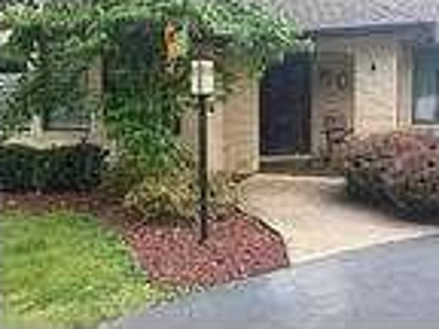 21 Catamaran Ct, Ridgeley, Wv 26753