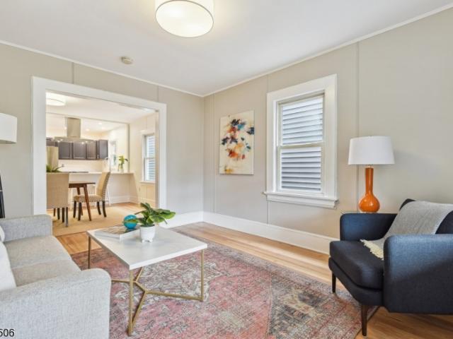 21 Central Ave # 1R