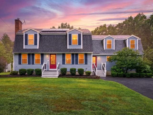 21 Century Ln, Litchfield, NH 03052