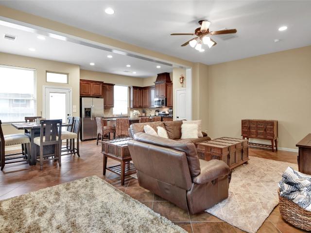 21 Cheswood Manor Drive