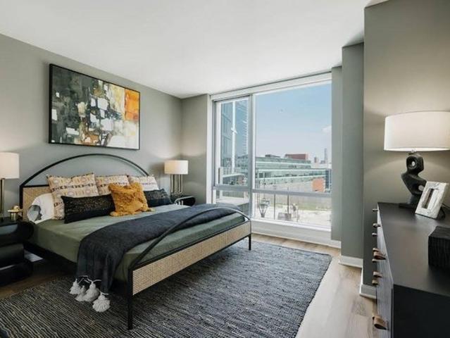 21 Christopher Columbus Dr Unit 4 1, Jersey City, NJ 07302