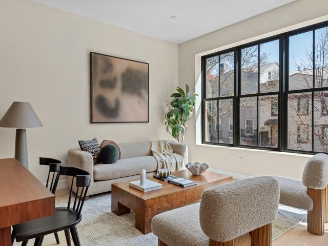 21 conselyea street 2