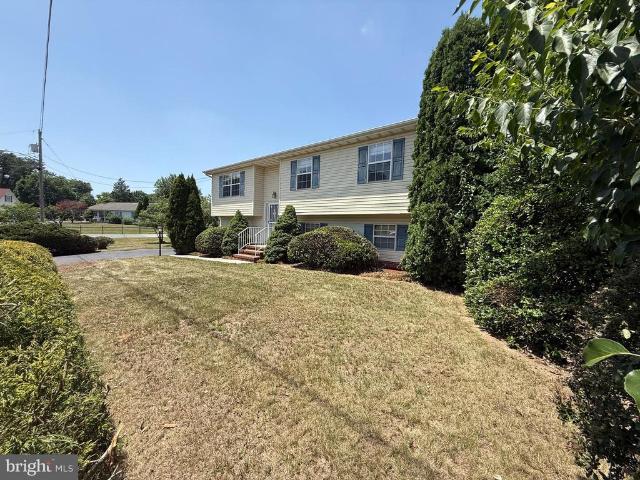 21 Coolidge Drive