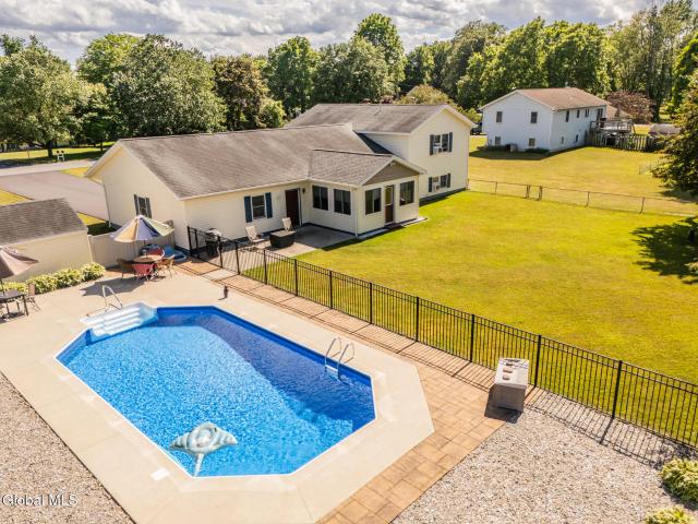 21 Country Acres Drive