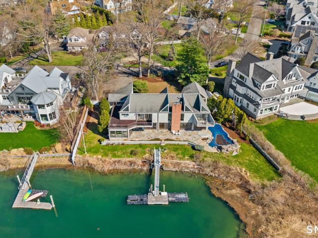 21 Covlee Dr, Westport, CT 06880 | MLS #24165 | Compass