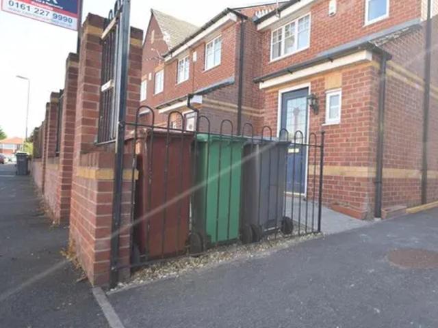21 Croasdale Avenue, Manchester, M14 6GU, United Kingdom | 4 bed duplex for rent #138930784 | Rentberry