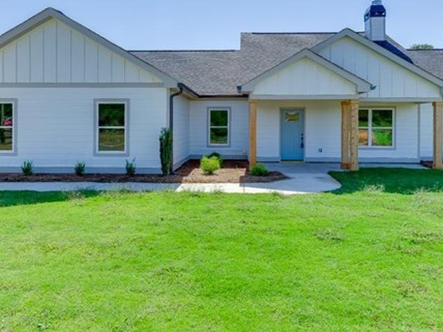 21 Creek Stone Dr, Hartwell, GA 30643