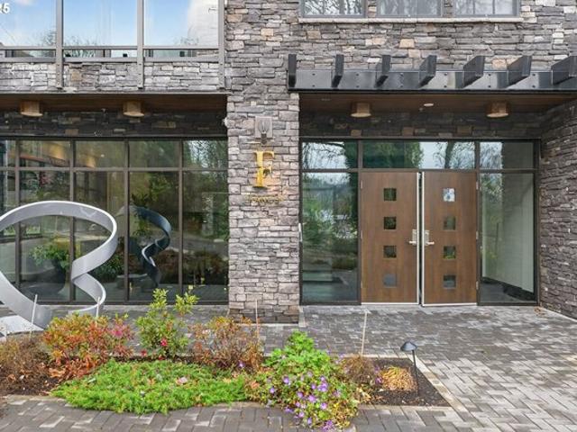 21 D Ave Unit 5, Lake Oswego, OR 97034