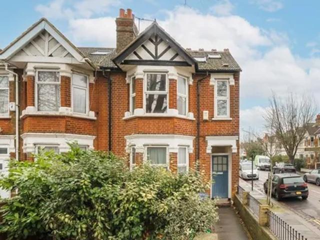 21 Drayton Green, London, W13 0JE, United Kingdom | 4 bed house for rent #124543606 | Rentberry