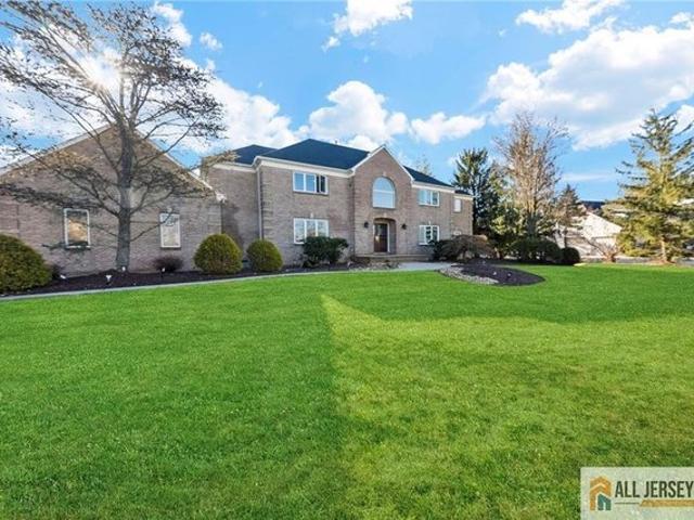 21 Drinking Brook Rd, South Brunswick, NJ 08852