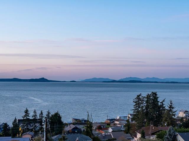 21 E Conley Dr, Camano Island, WA 98282 | MLS #2505 | Compass