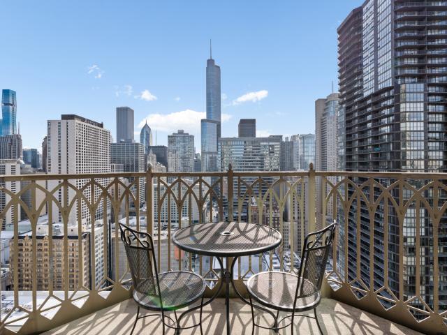 21 E Huron St, Unit 2803, Chicago, IL 60611 | MLS #12691