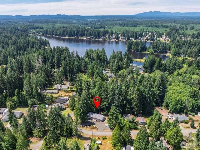 21 E Willopa Road