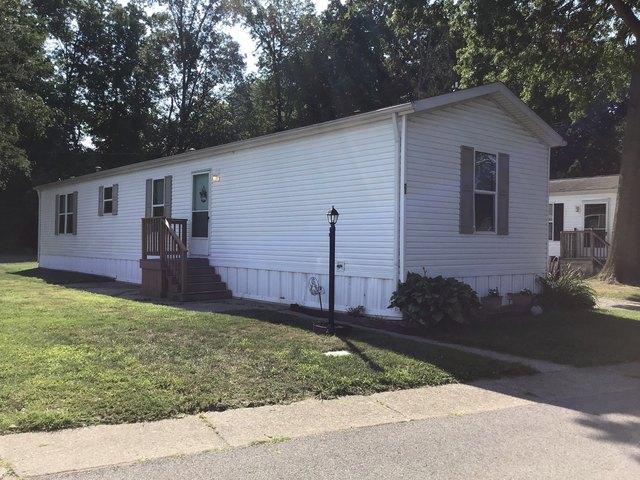 21 E Woodside Ter, Holland, OH 43528
