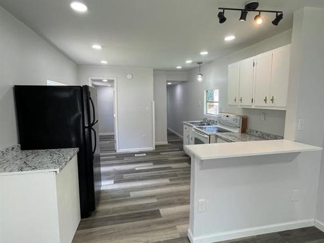 21 E Zeb Vance Street