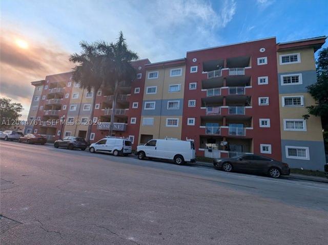 21 E 3rd St Apt 205, Hialeah, FL 33010