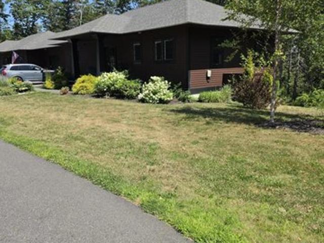 21 Eagle Point Rd Unit 15, Lincolnville, ME 04849