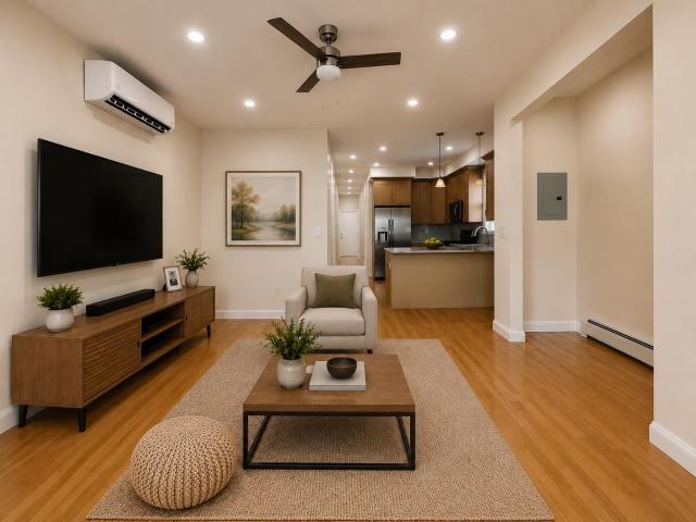 21 East 15Th St # Floor 1