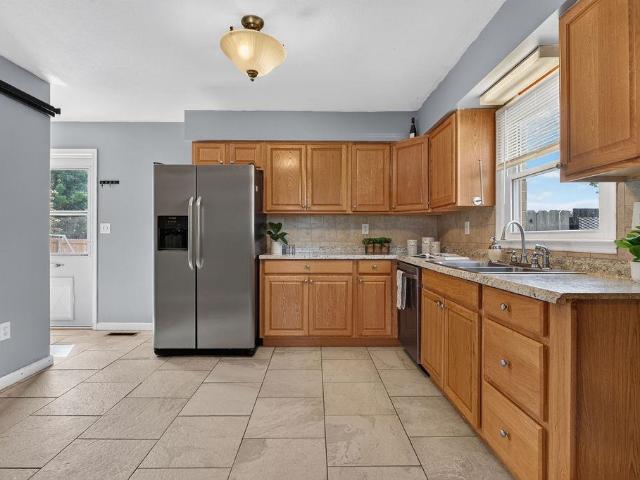 21 eastgate dr