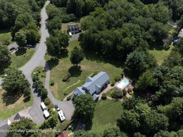 21 Easy Street