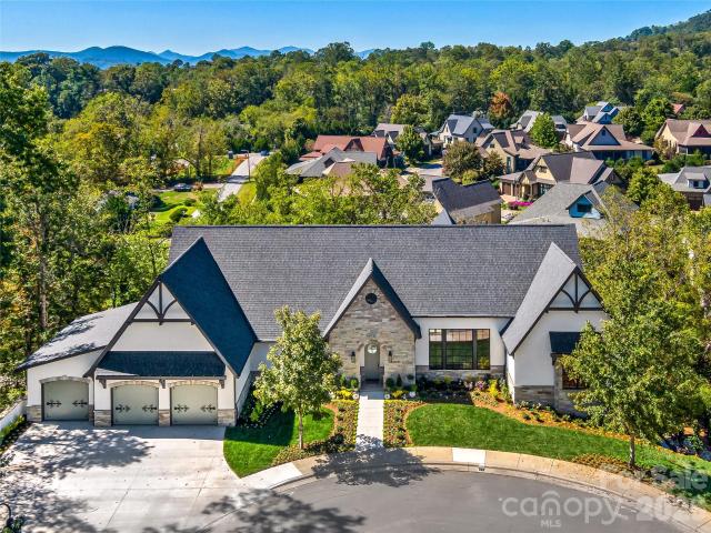 21 Evian Ct, Asheville, NC 28804 | MLS #4309
