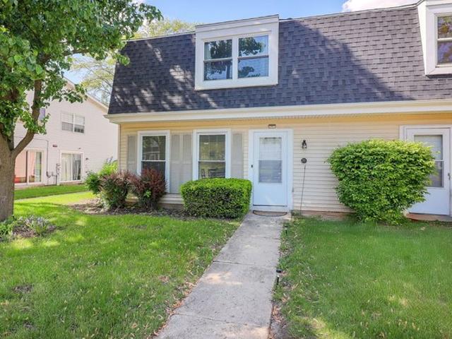 21 Fernwood Dr Unit 21U, Bolingbrook, IL 60440