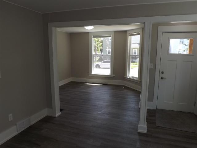 21 Gold Avenue
