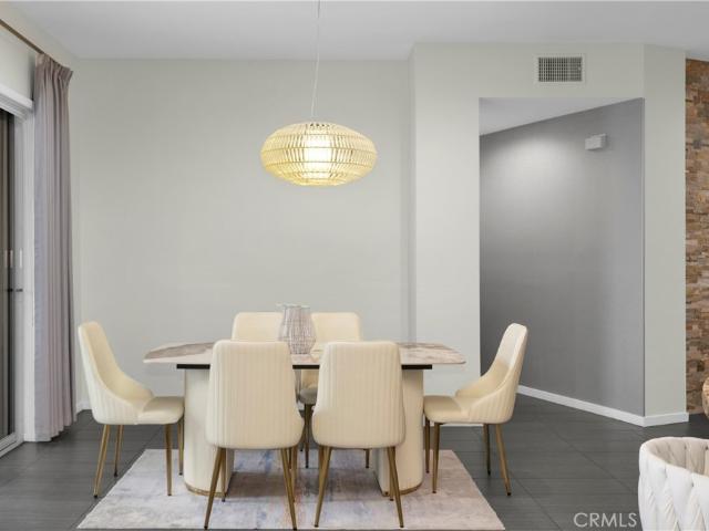 21 Gramercy 220