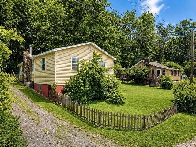 21 Grandview Trl, Monroe, NY 10950
