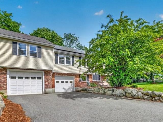 21 Hancock St, Bedford, MA 01730