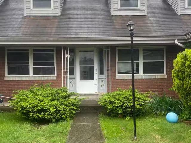 21 Hartford Ave, Unit 12, Newington, CT 06111 MLS #24094847