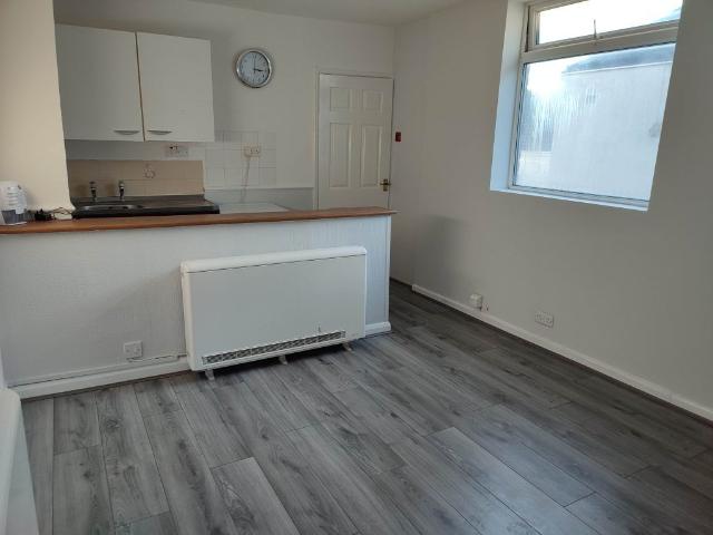 21 Hartington Road, Stockton On Tees TS18, Studio to rent, £300 pcm | PrimeLocation