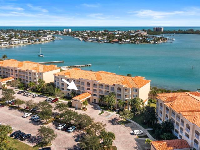 21 Harbour Isle Dr W, Unit 203, Hutchinson Island, FL 34949 | MLS #F10546 | Compass
