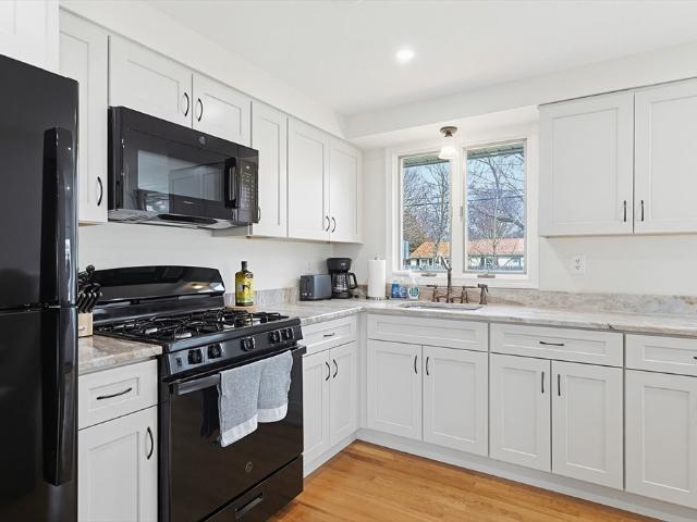 21 Heritage Cir