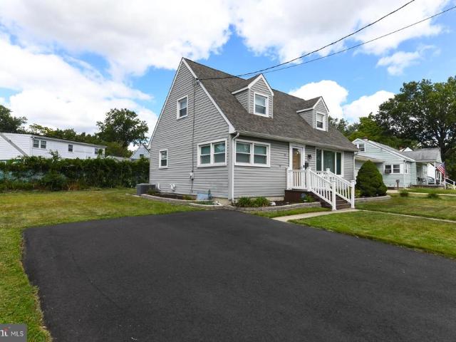 21 Hiawatha Road