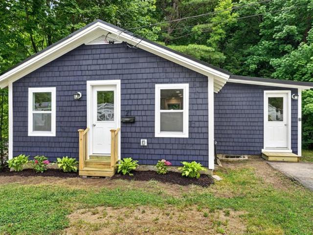 21 Hicks Rd, Augusta, ME 04330