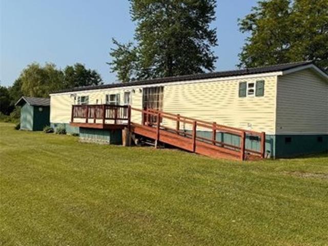 21 Honey Hill Rd, Fulton, NY 13069